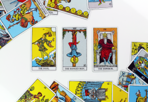 Meaning of Tarot Cards in Different Positions | Keen