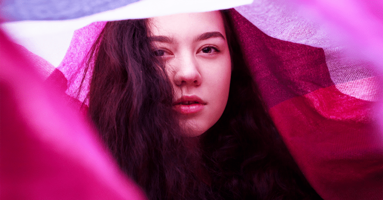 What Does a Pink Aura Mean? | Keen